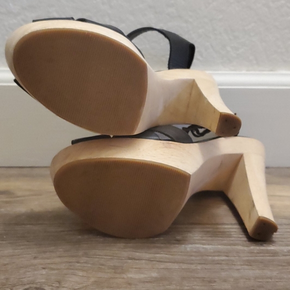 Steve Madden | Shoes | Steve Madden Wood Heeled Open Toes | Poshmark